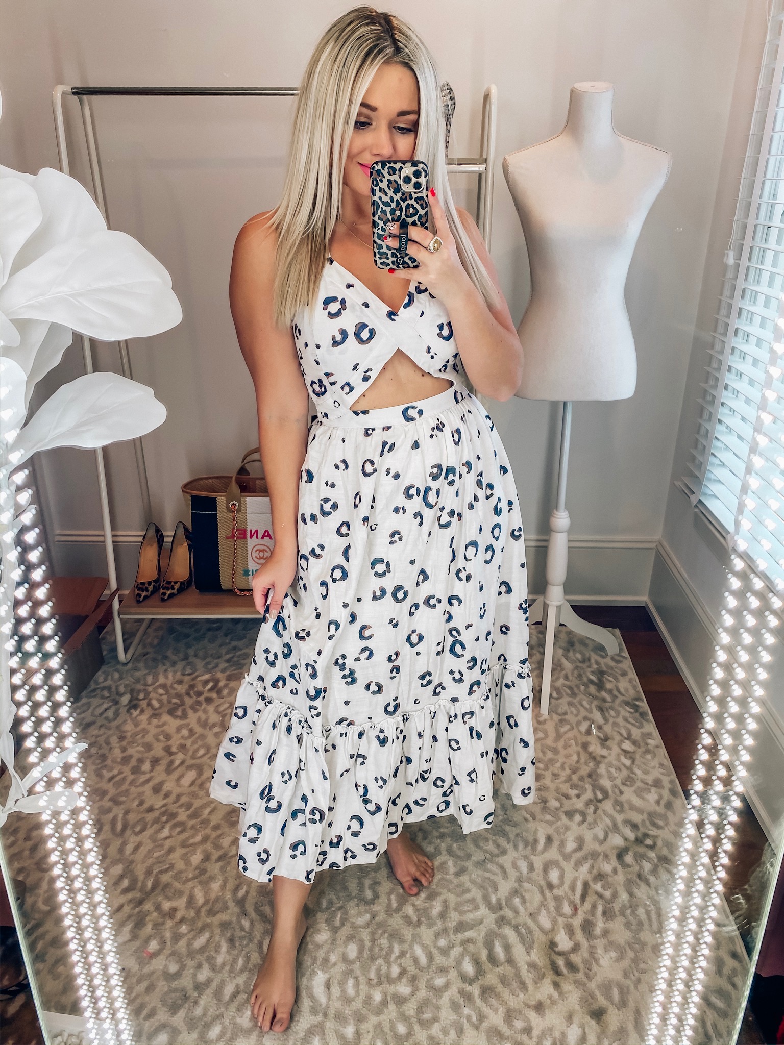 Disney Try On Haul – Whitney Rife